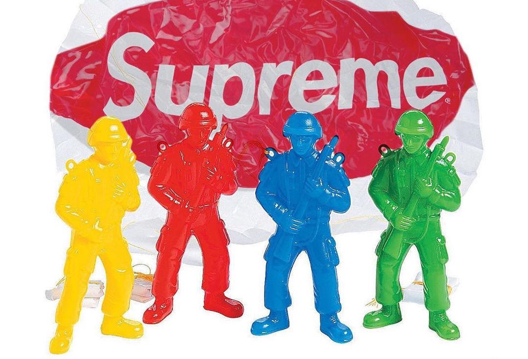 Il free gift del primo drop F/W 2019 di Supreme sarà molto particolare ...