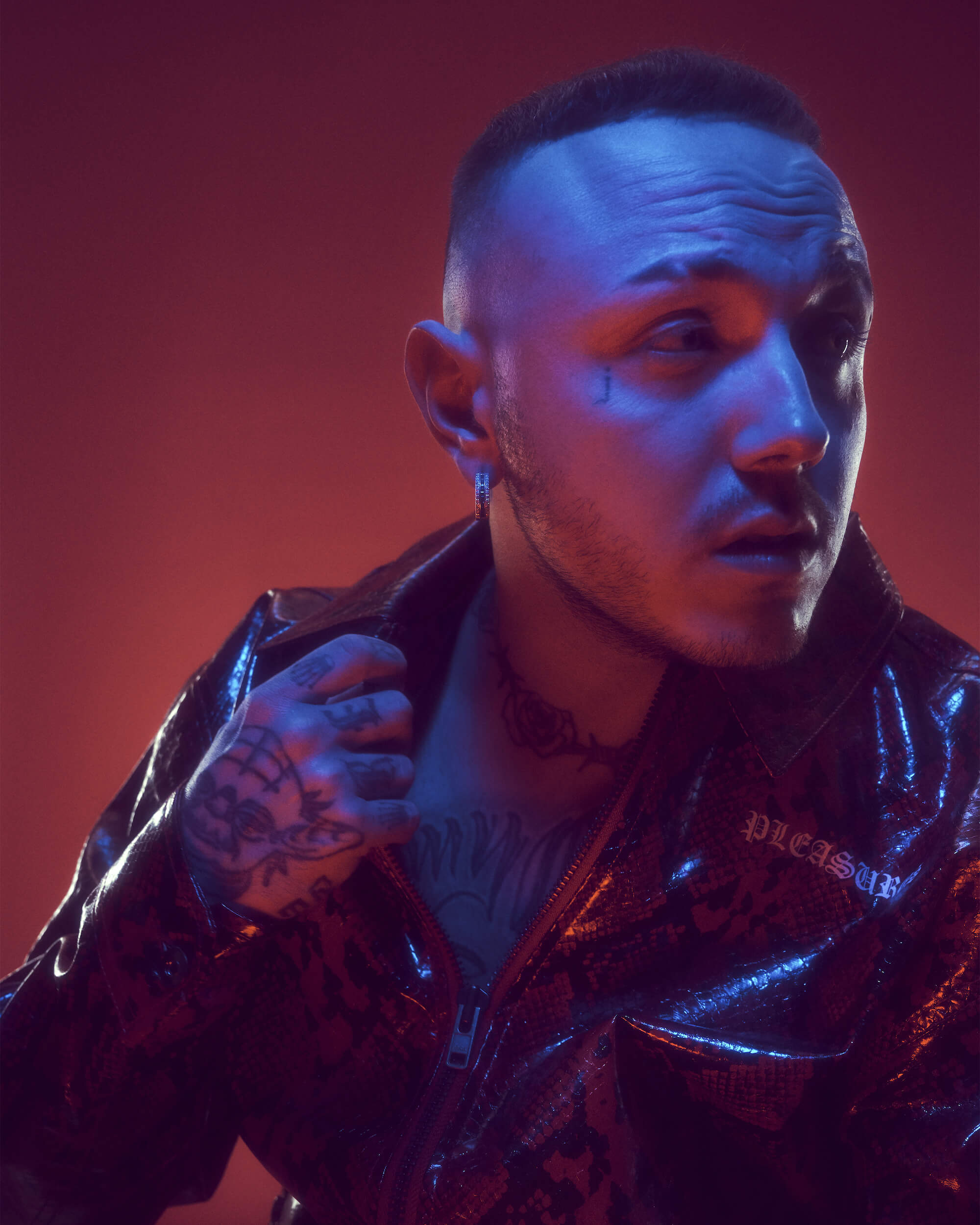"J" mixtape e non solo: la nostra intervista a Lazza – Outpump