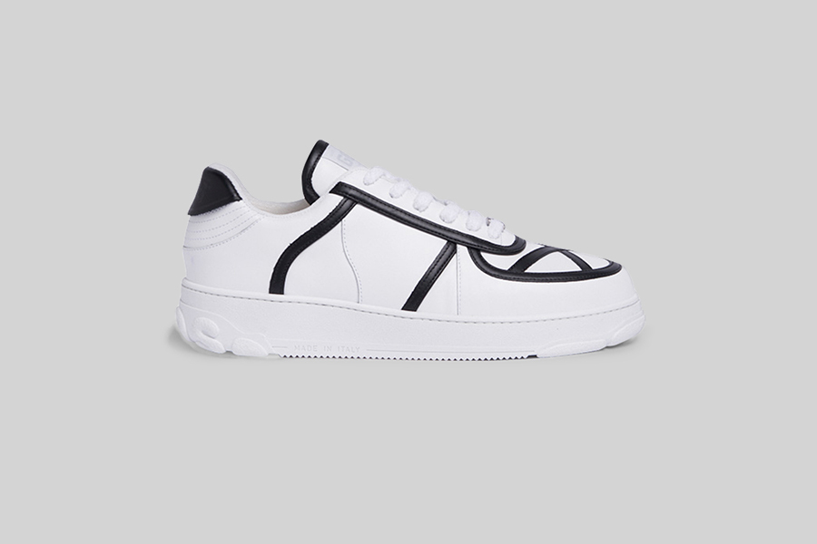 GCDS sperimenta introducendo le sue Nami sneakers | Outpump