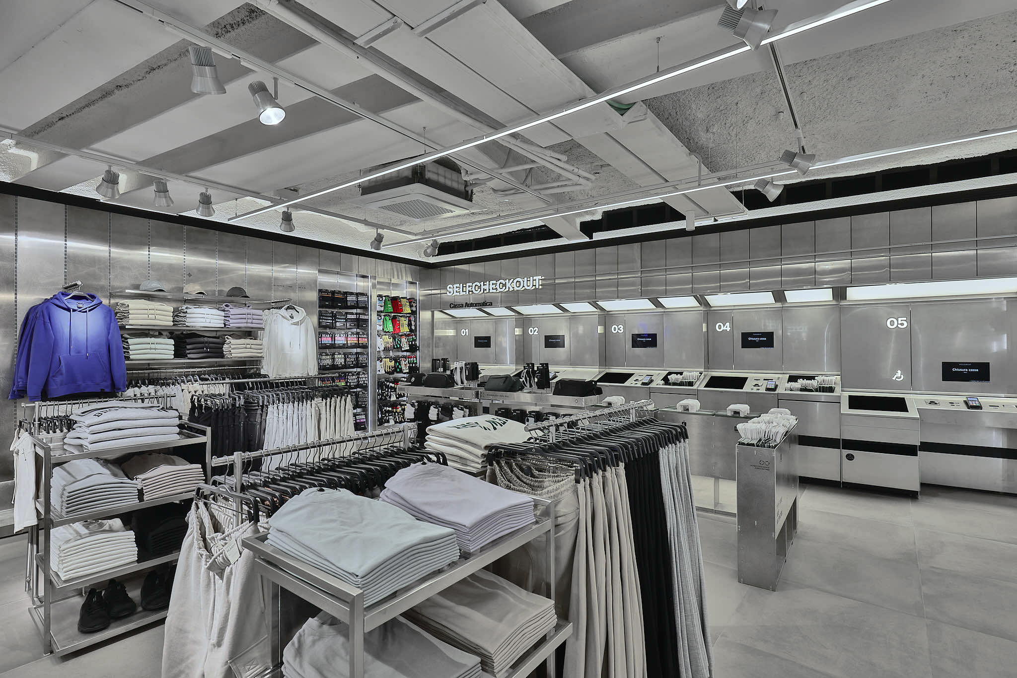 Pull&Bear apre il nuovo flagship store a Milano | Outpump