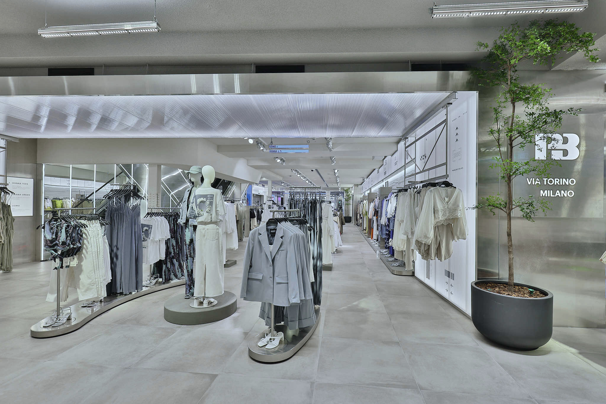 Pull&Bear apre il nuovo flagship store a Milano | Outpump