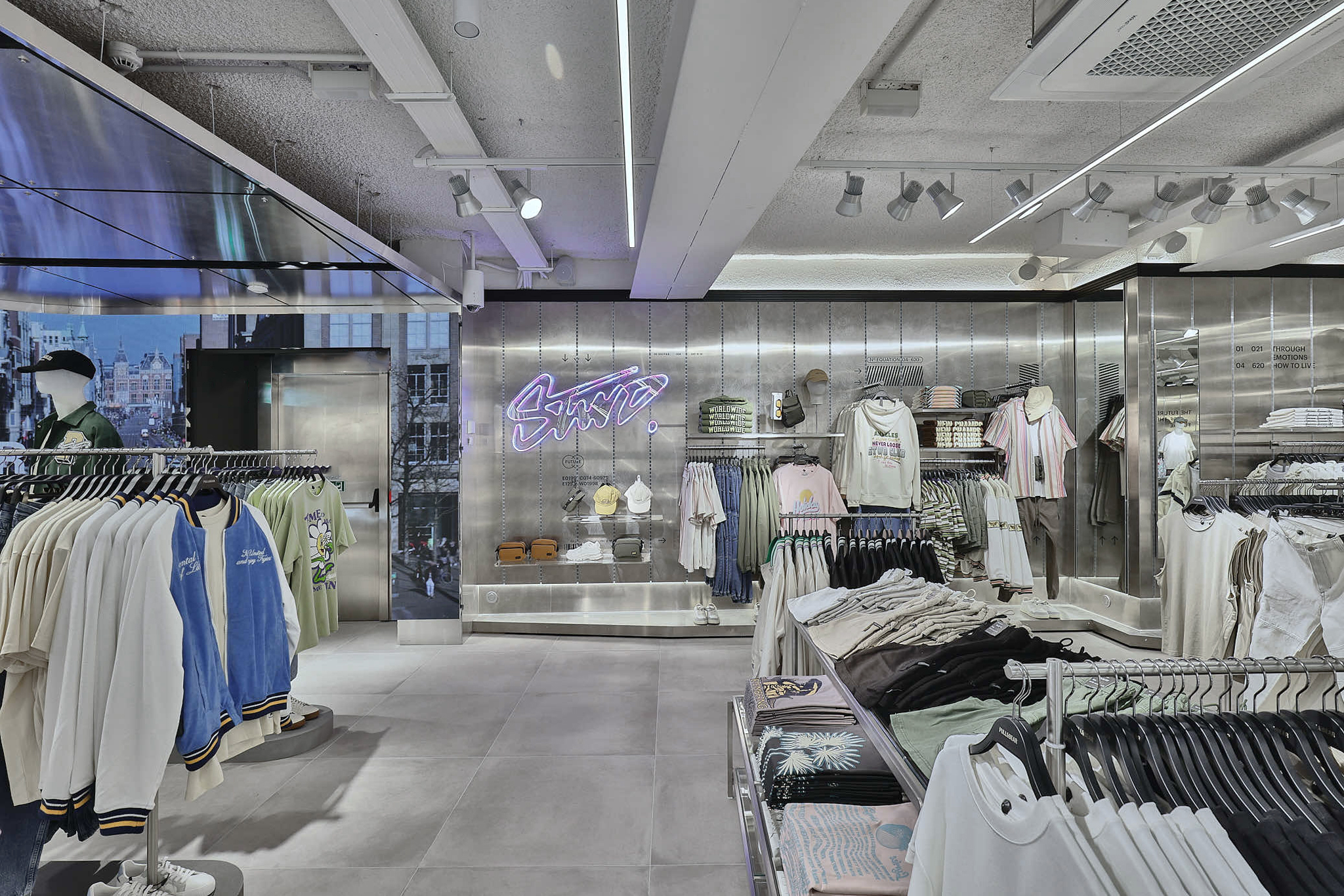 Pull&Bear apre il nuovo flagship store a Milano | Outpump